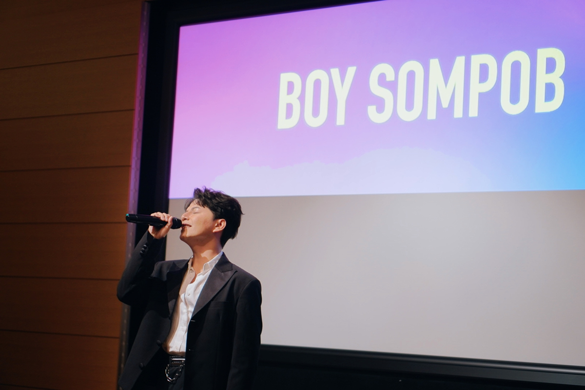 Boy Sompob独占インタビュー～神様が救った天使の歌声 | タイランドハイパーリンクス：Thai Hyper